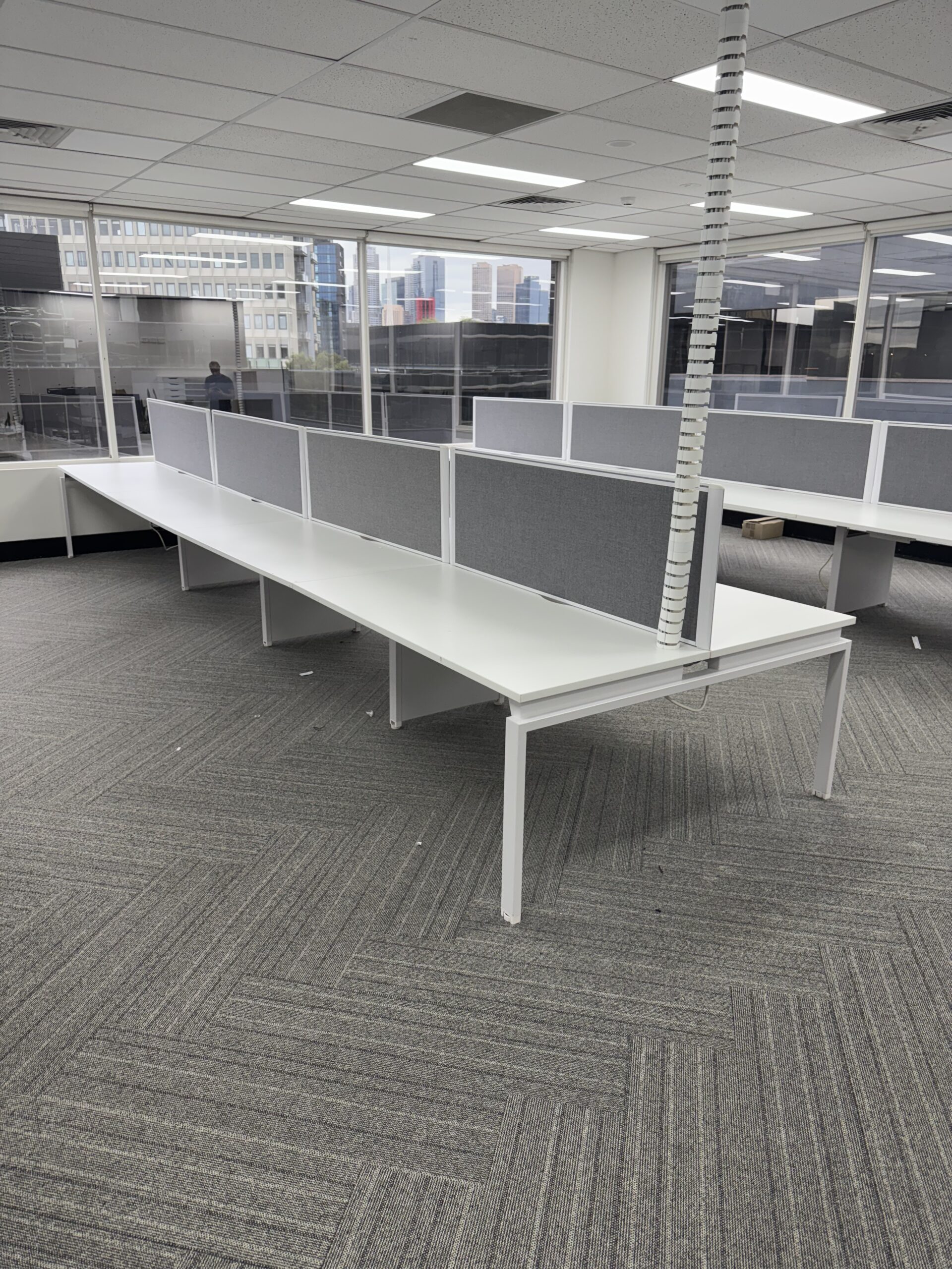 8-Person Multi-Person Desk with Partition-6000mm - OfficeBuy